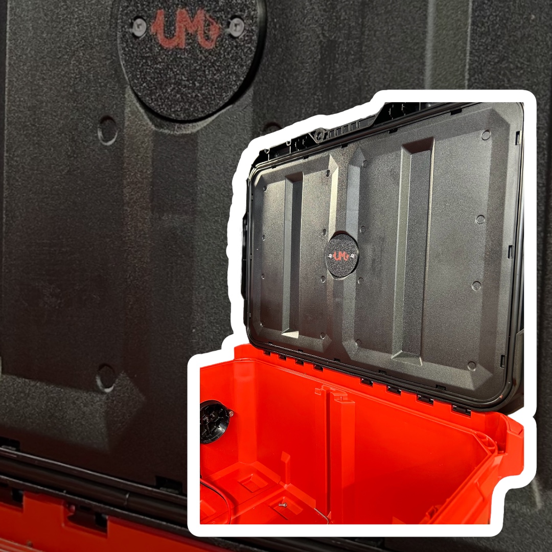 Round Tile Tracker Mount for Milwaukee Packout - Unethical Manufacturing